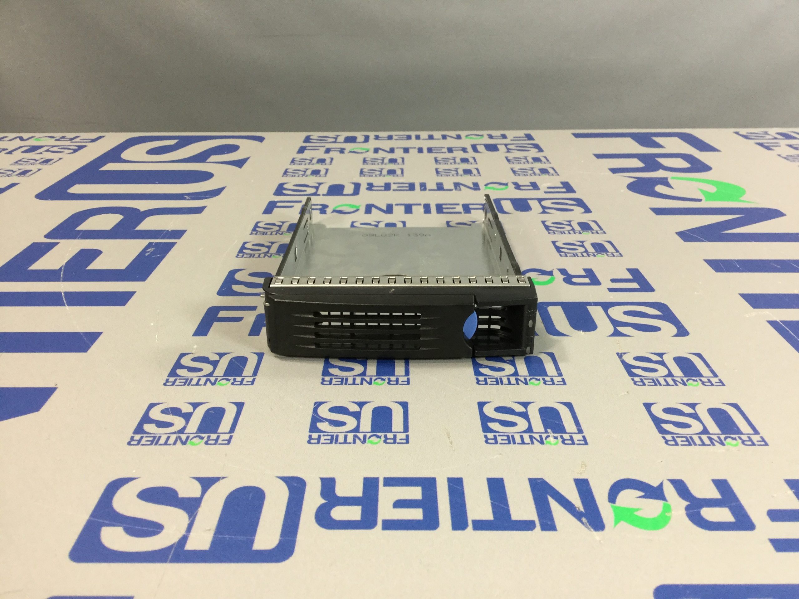 CHENBRO SK33502-10A Drive Tray 3.5IN | FrontierUS