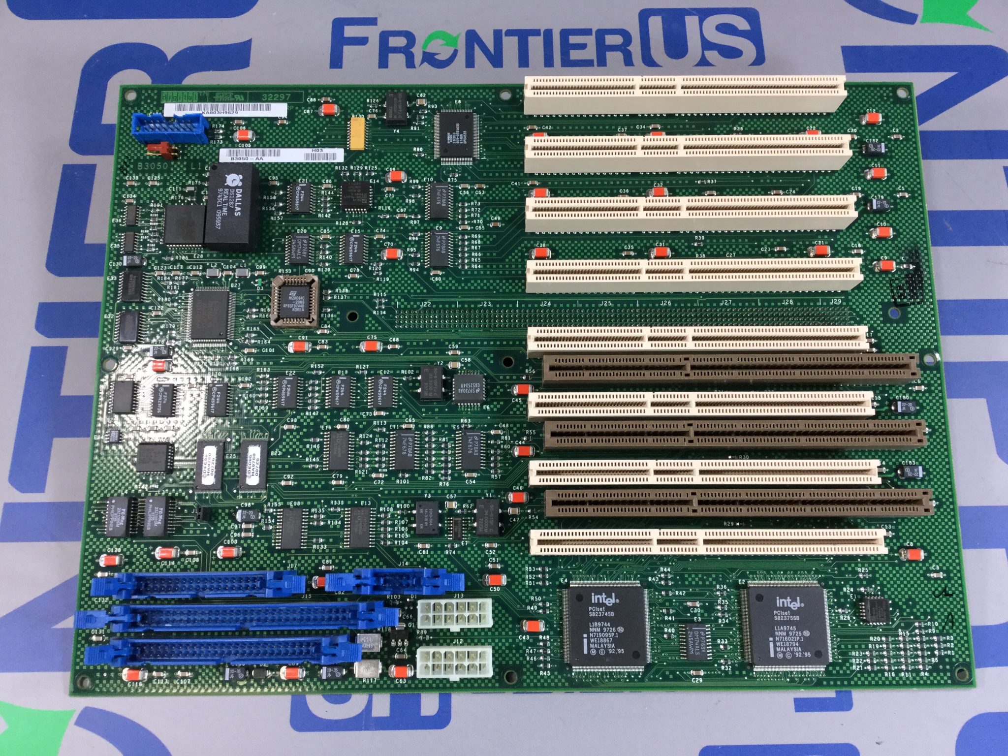DEC B3050-AA backplane fast 4100 - Frontier