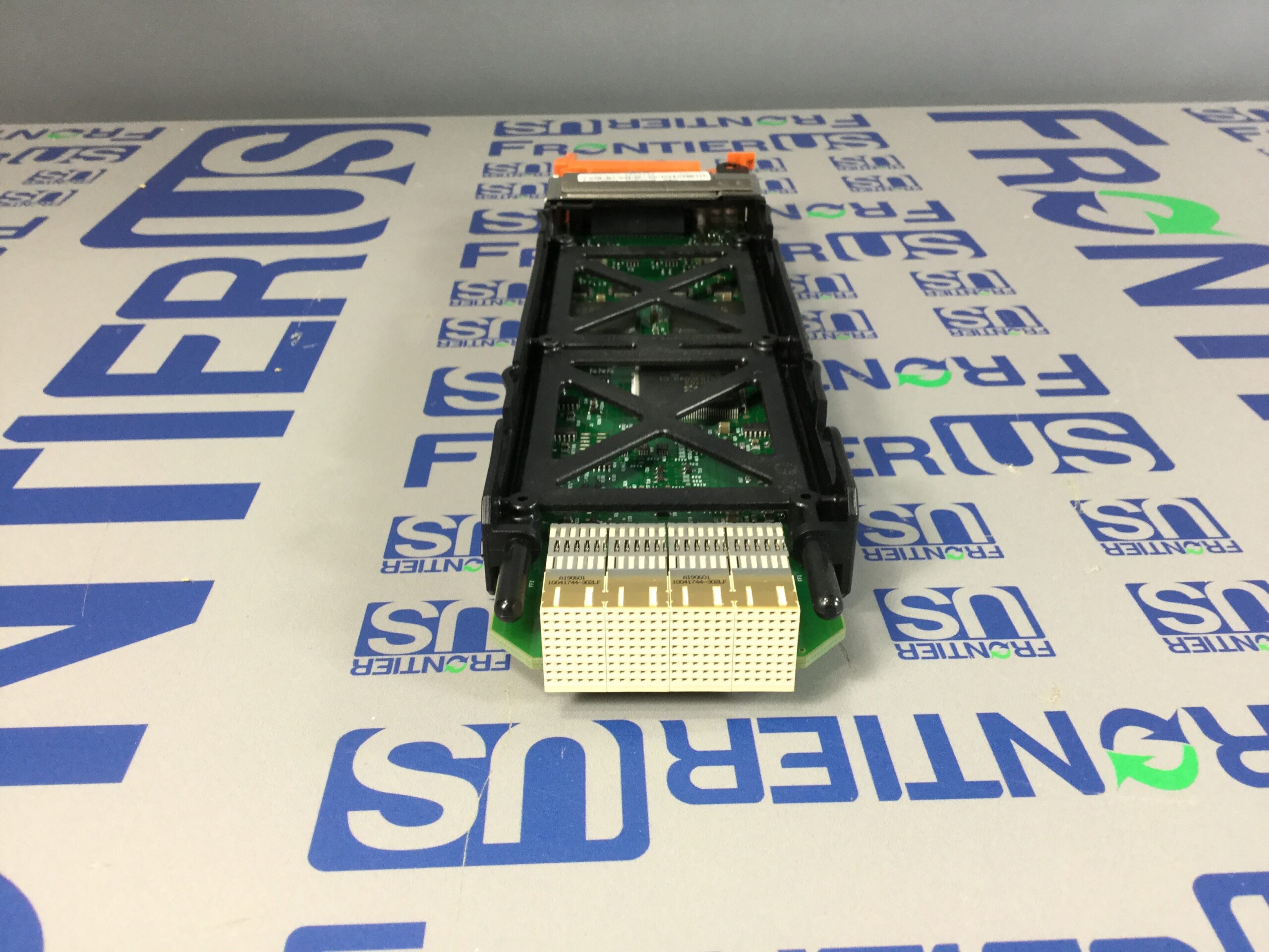 IBM 45D3353 EXP24 6/12 Disk Slot Enabler-Dual SCSI Repeater Card - Frontier